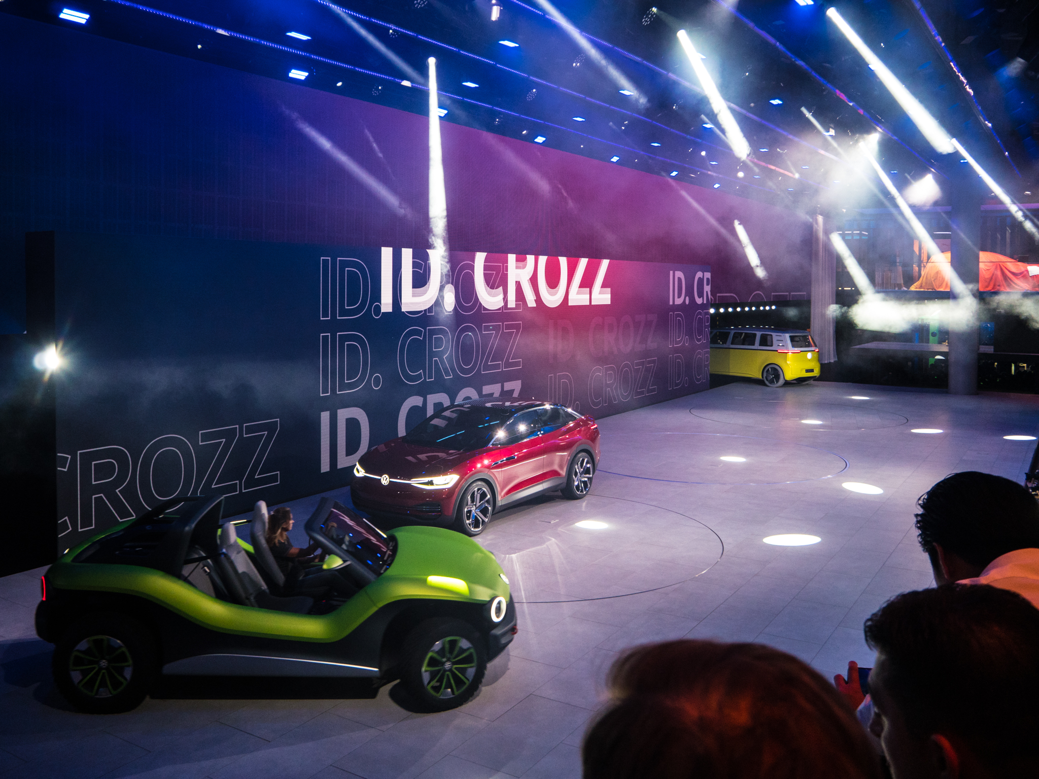 Volkswagen unveils the ID.3, its new mass-market electric vehicle - Ars ...