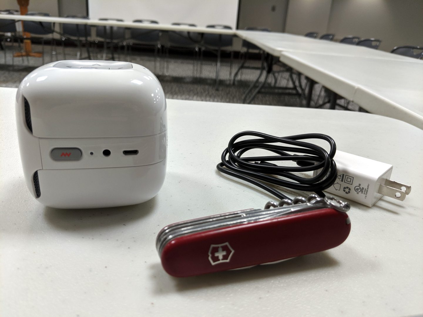 Cinemood is the little projector that couldn’t quite - Ars Technica