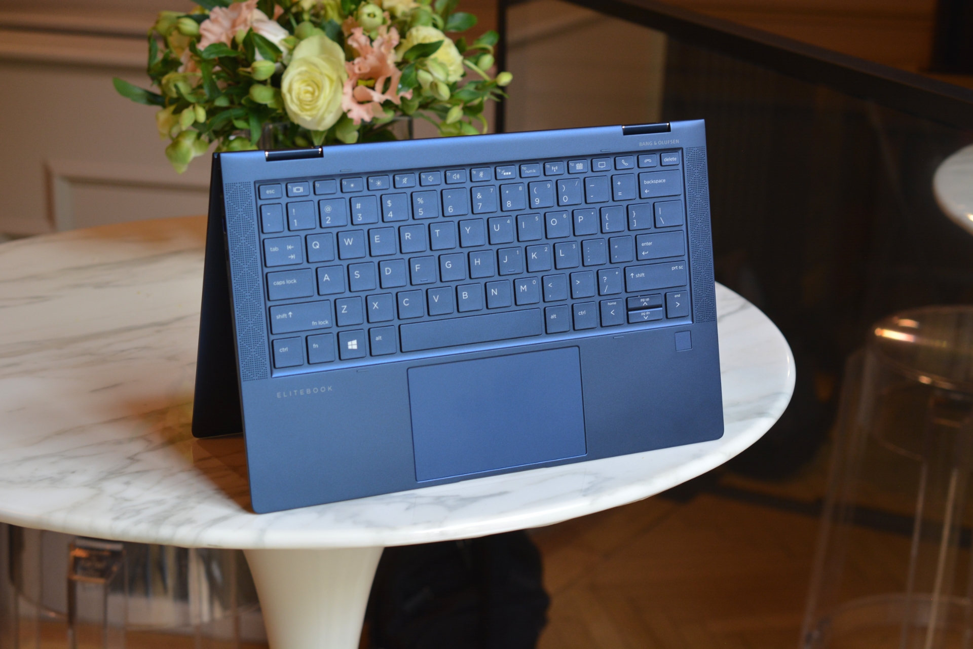 HP debuts Elite Dragonfly 2-in-1 with ultra-light chassis, 24-hour ...