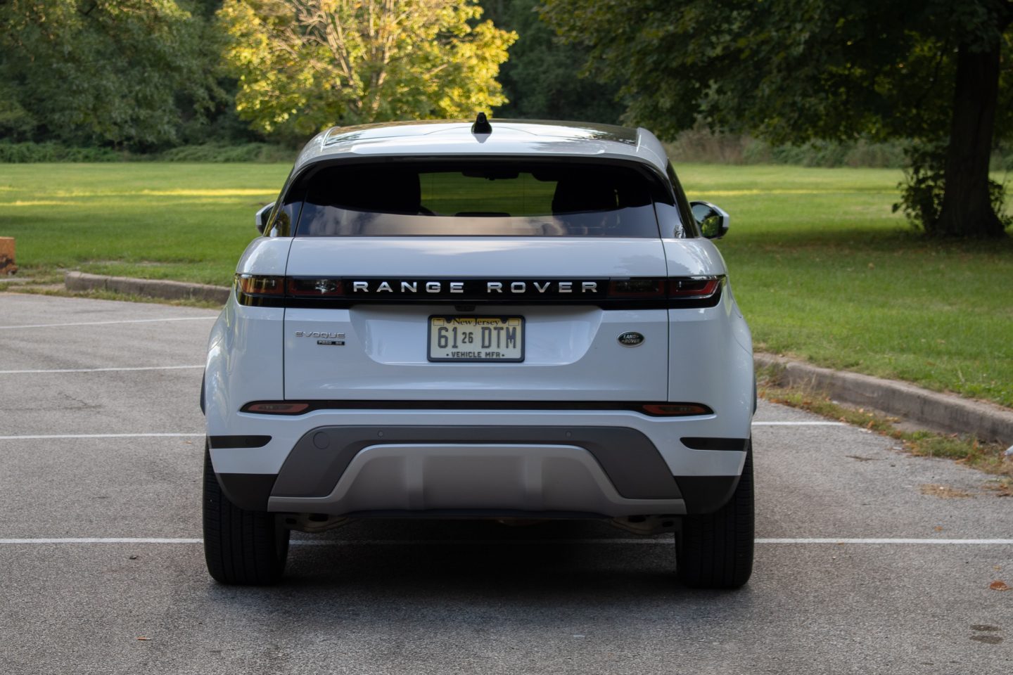 Review: 2020 Range Rover Evoque goes big on luxury, price tag - Ars ...