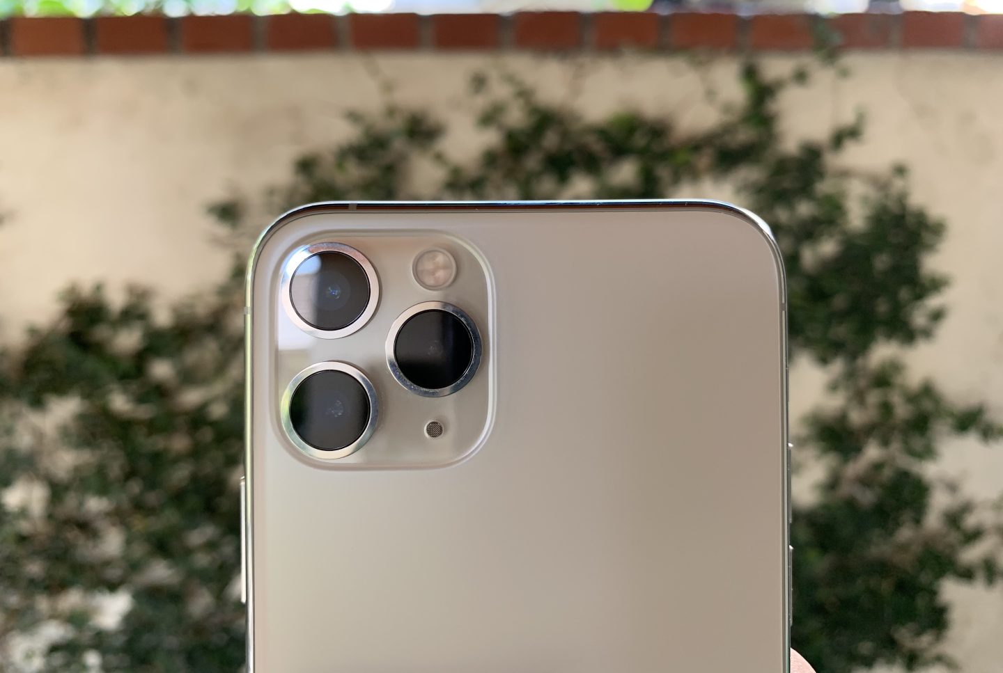 iPhone 11 Pro and 11 Pro Max review: High quality for high prices - Ars ...