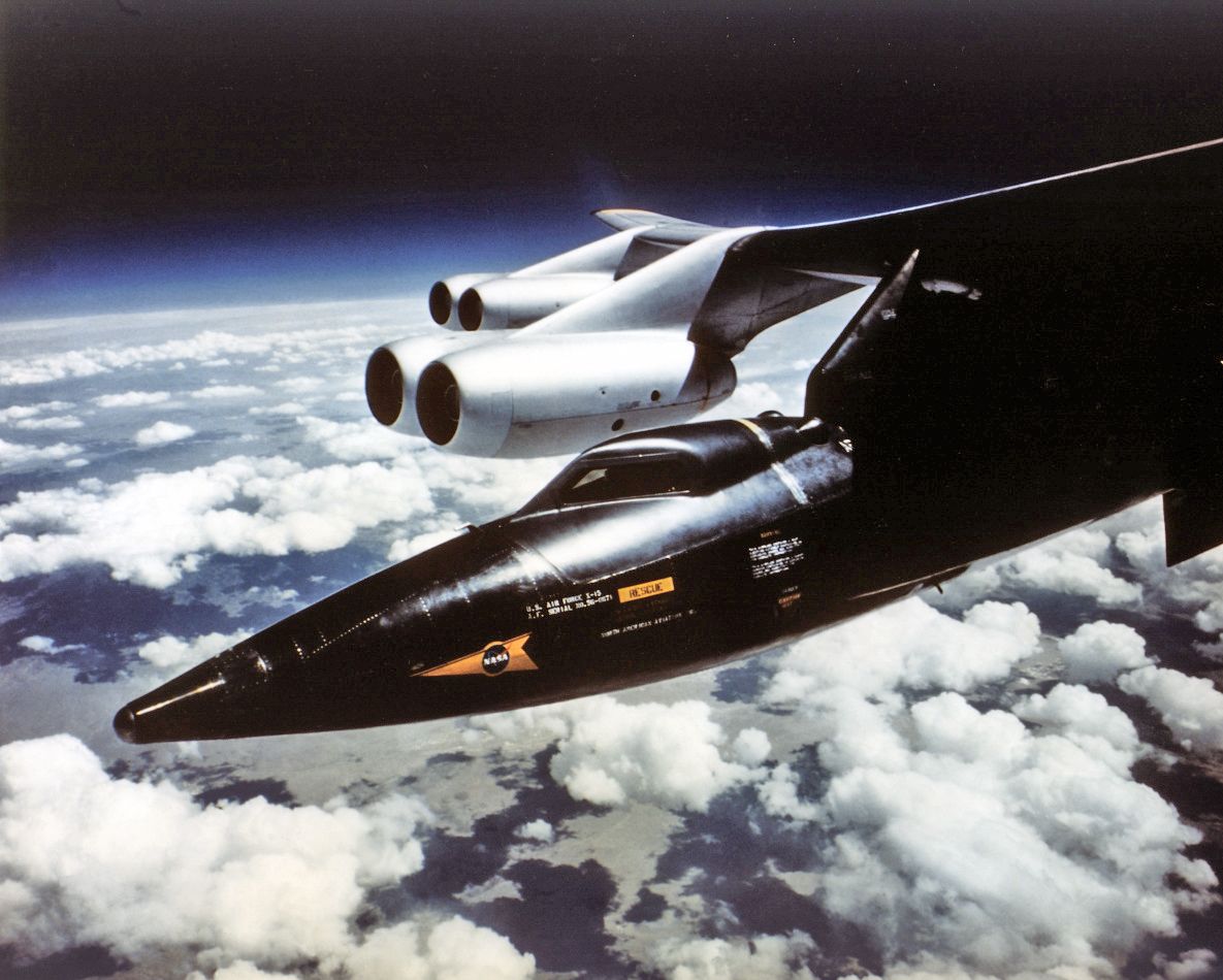 What it was like to fly the baddest airplane the world has ever known ...