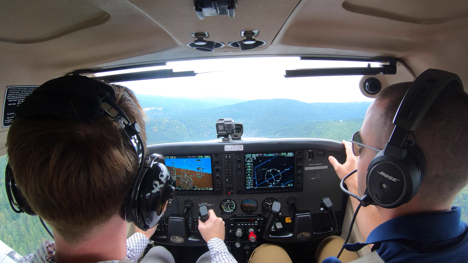 The new MS Flight Simulator taught me how to fly an actual plane - Ars ...