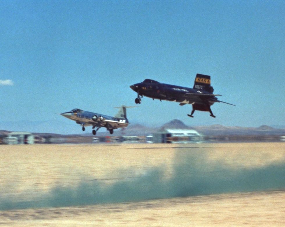 What it was like to fly the baddest airplane the world has ever known ...