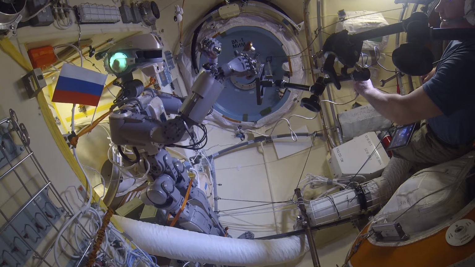 Russia wants to remove space robot’s legs, give it wheels, send it to ...