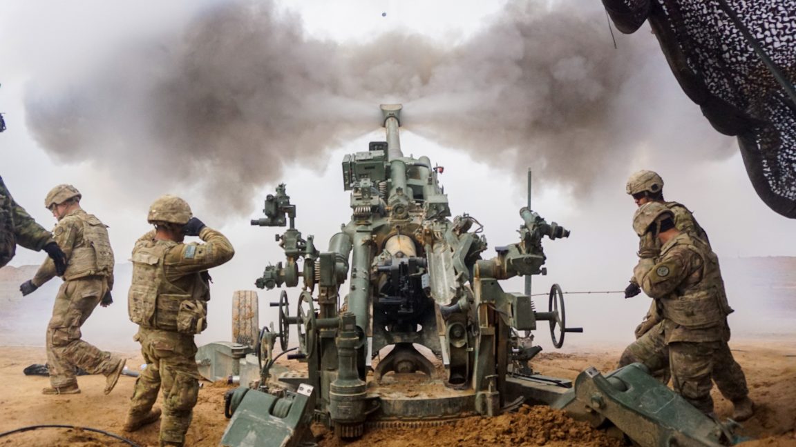 Bringing in the big gun: Army paves way for “strategic cannon” - Ars ...