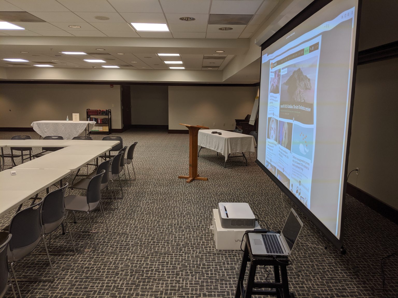 4K projector turns any wall into theater-quality screen from inches ...