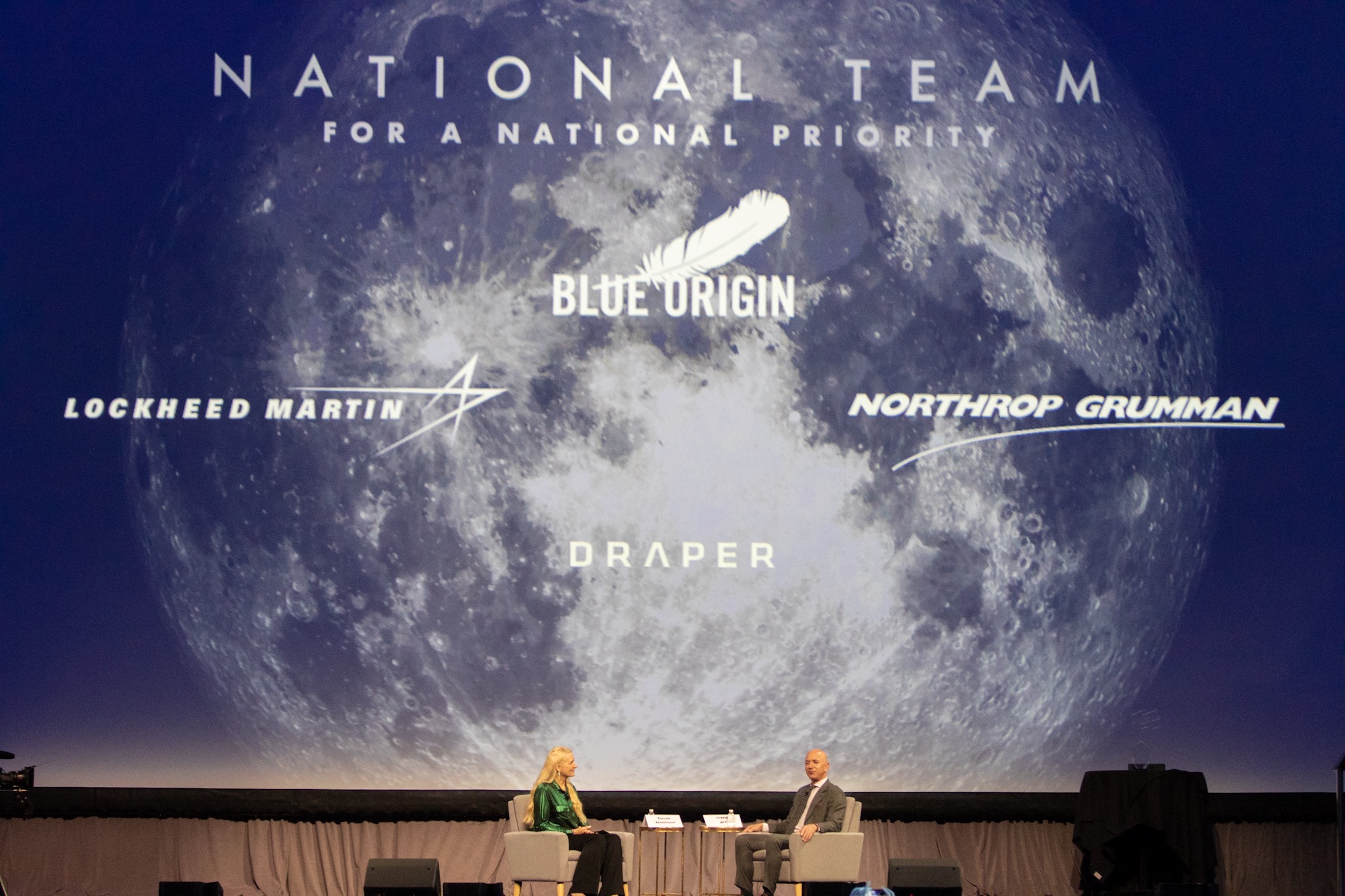 Blue Origin announces a blue-chip team to return humans to the Moon ...