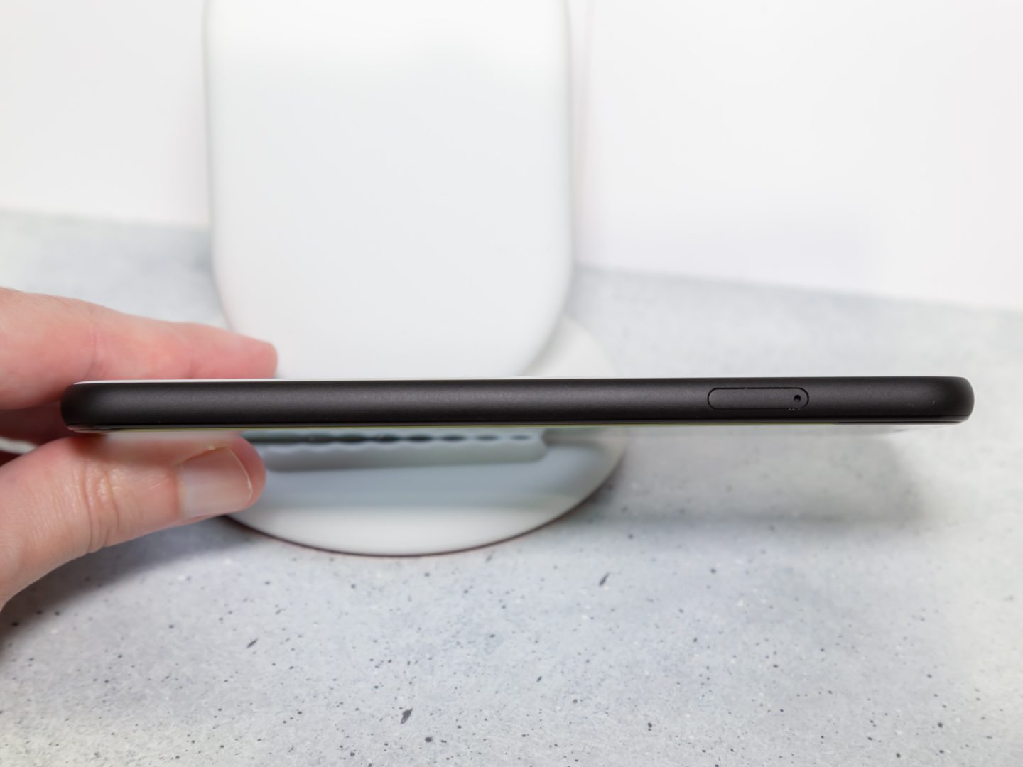 Pixel 4 hands-on—Thumbs up for 90Hz, thumbs down for Project Soli - Ars ...