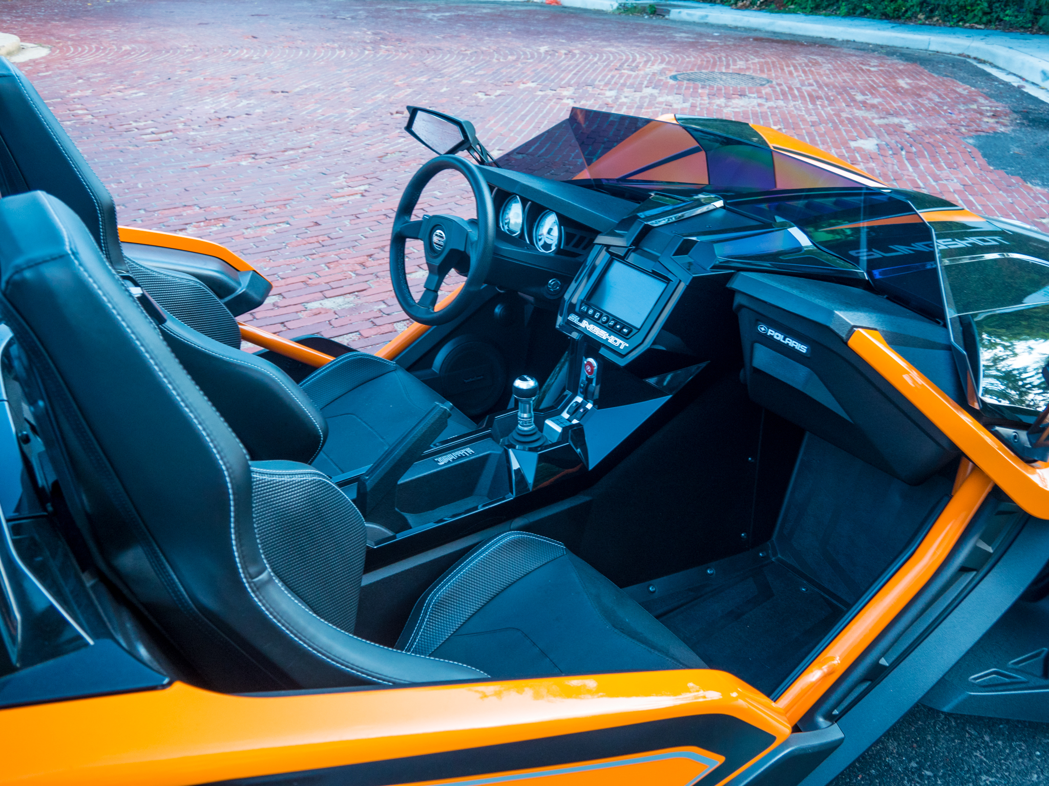 The Polaris Slingshot three-wheeler is not for shrinking violets - Ars ...