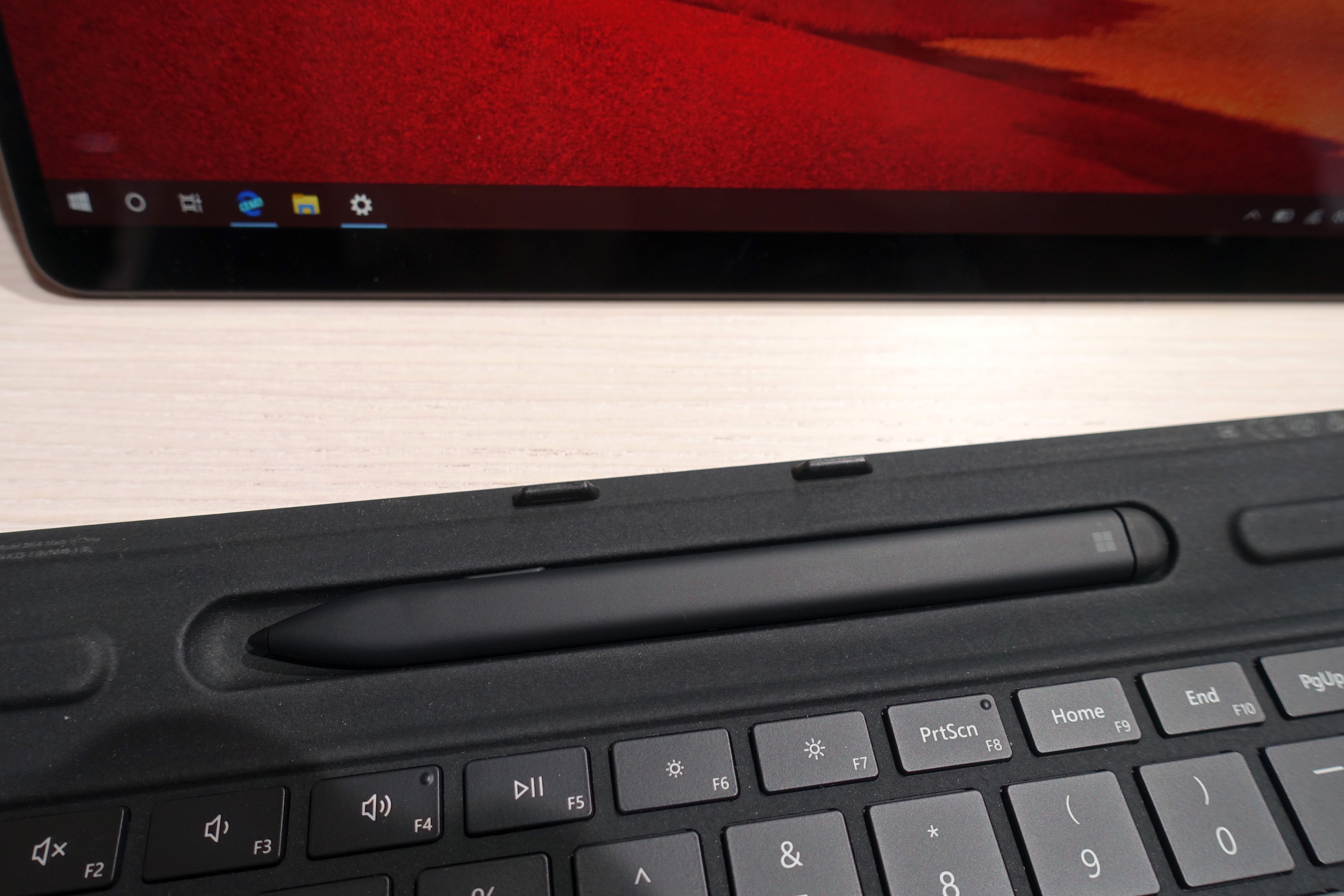 Hands-on with Microsoft’s barrage of new Surface devices - Ars Technica