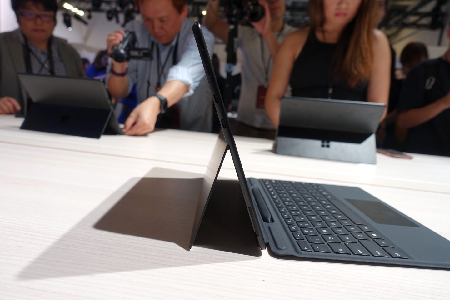Hands-on with Microsoft’s barrage of new Surface devices - Ars Technica