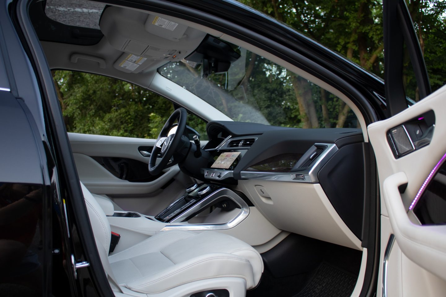 Living with range anxiety: Two weeks with the Jaguar I-Pace - Ars Technica