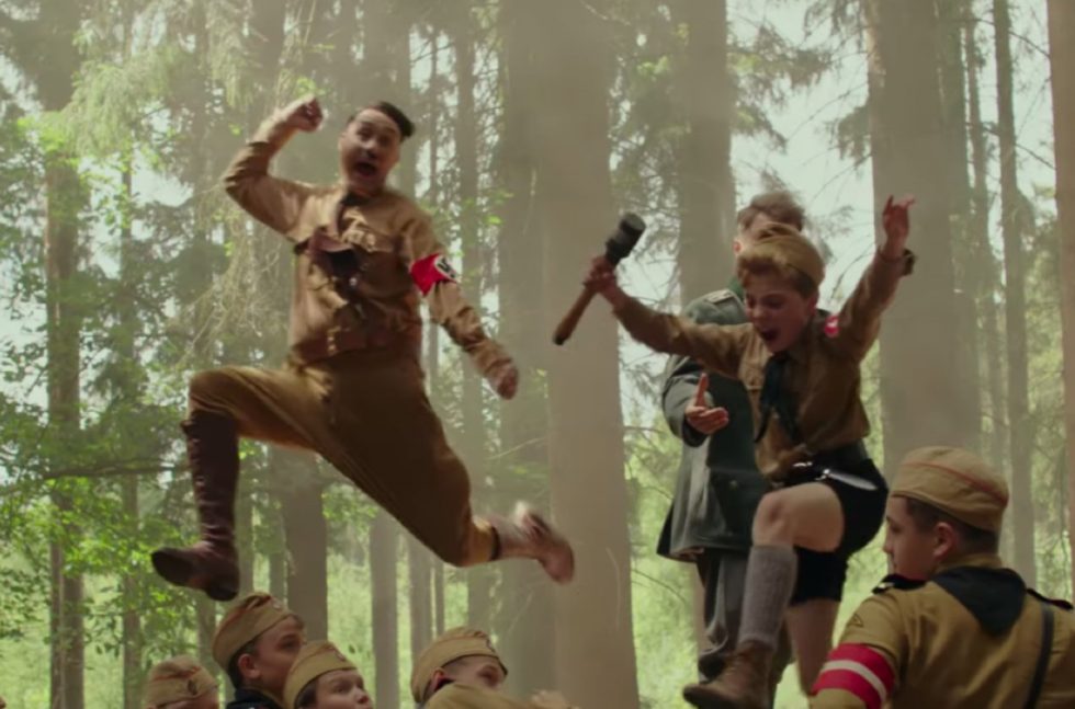 Review: Jojo Rabbit walks a fine line between humor and heart - Ars ...