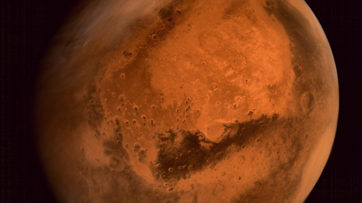 Mars hides a core of molten iron deep inside - Ars Technica
