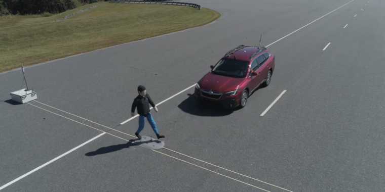 Six cars aced new pedestrian detection tests | Ars Technica