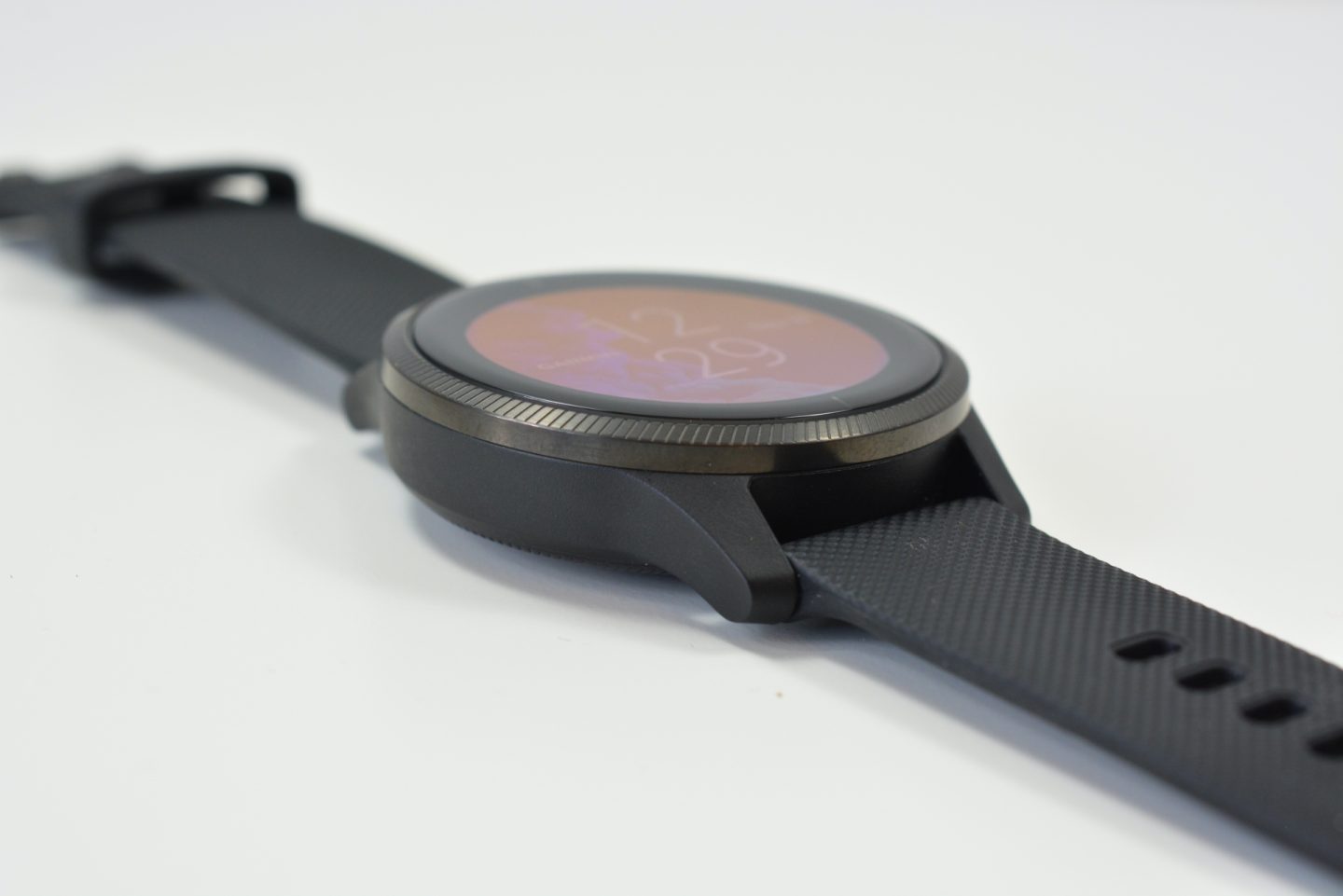 Garmin Venu review: Fitness expertise with many pixels left to fill ...