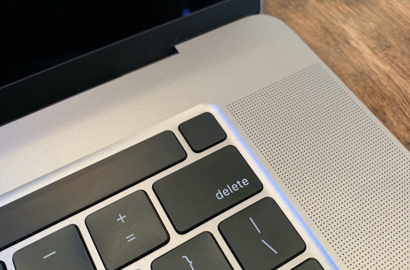 2019 16-inch MacBook Pro review: Bye-bye, butterfly - Ars Technica