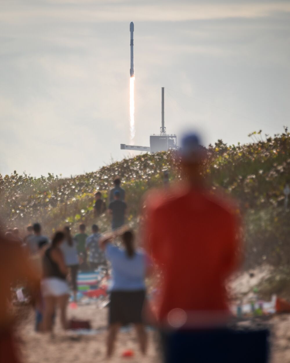 How to spot the SpaceX Starlink satellite train overhead this week ...