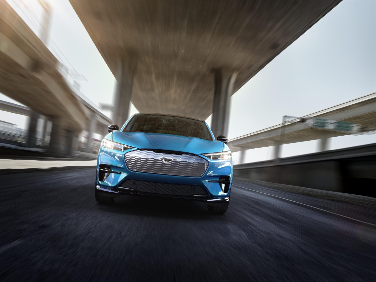 Watch out, Tesla—Ford gets serious with Mustang Mach-E electric ...