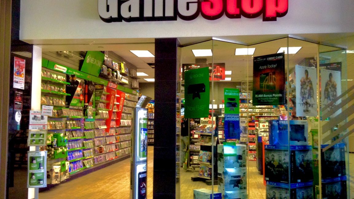 Why new consoles probably won’t be enough to save GameStop - Ars Technica