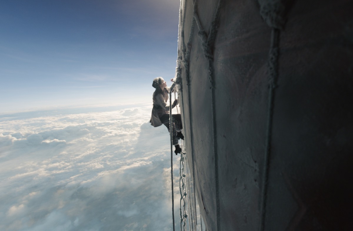 The Aeronauts brings the joy and perils of Victorian ballooning to ...