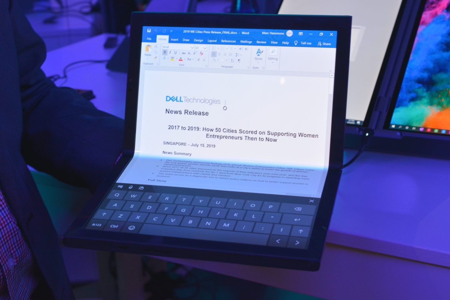 Dell’s new Concept UFO puts PC gaming on a Nintendo Switch-like device ...