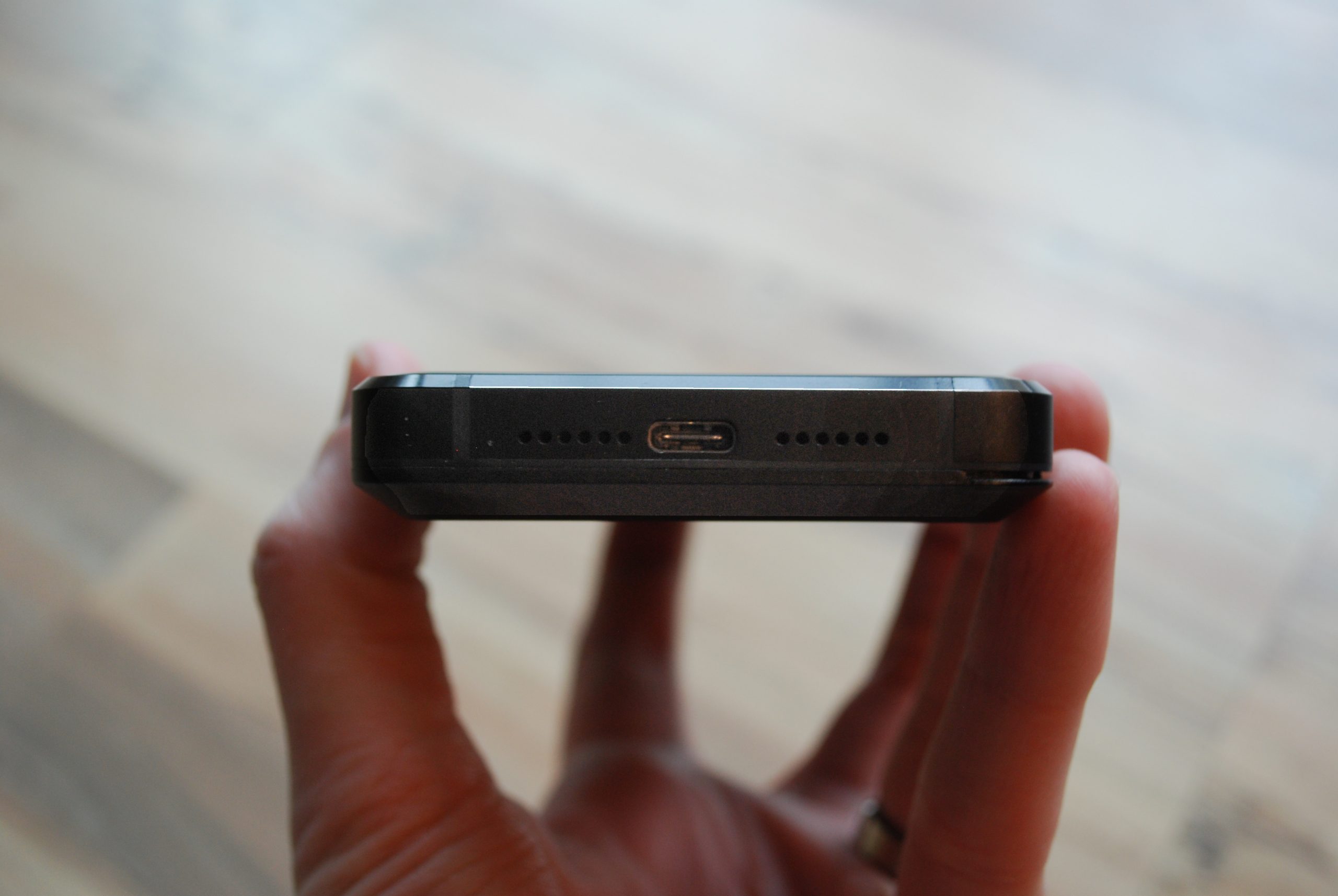 Librem 5 backers have begun receiving their Linux phones - Ars Technica