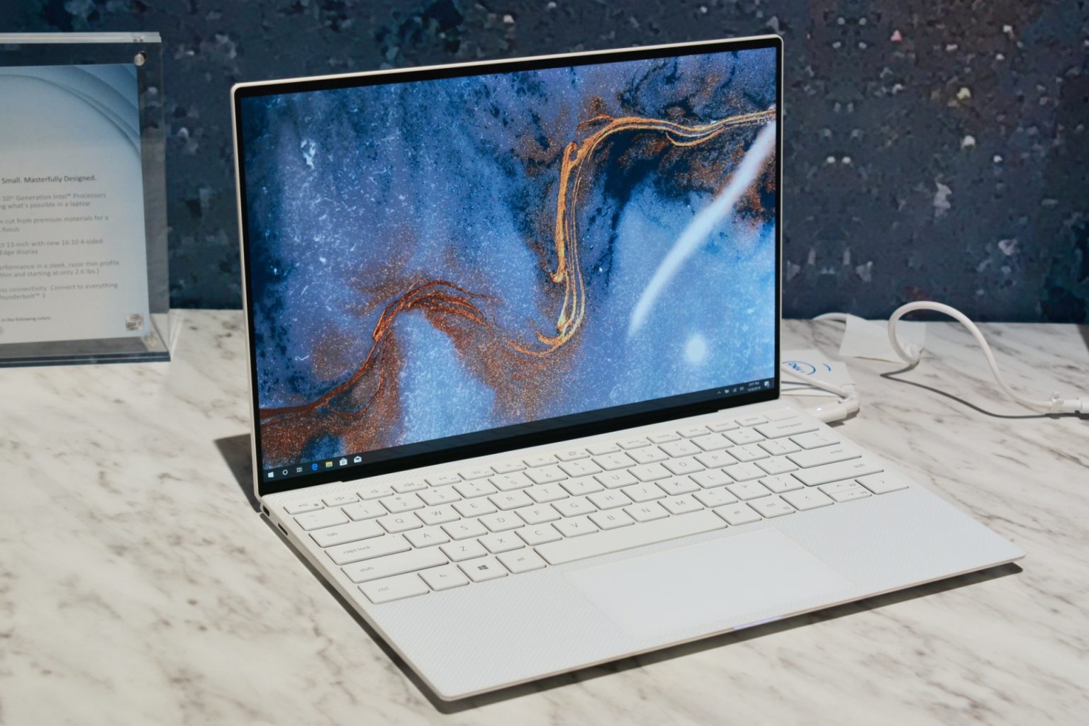 Dell updates popular XPS 13 laptop with 16:10 screen, IR camera - Ars ...