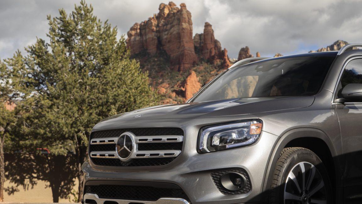 The 2020 Mercedes-Benz GLB gets good infotainment, but don’t get the AI ...