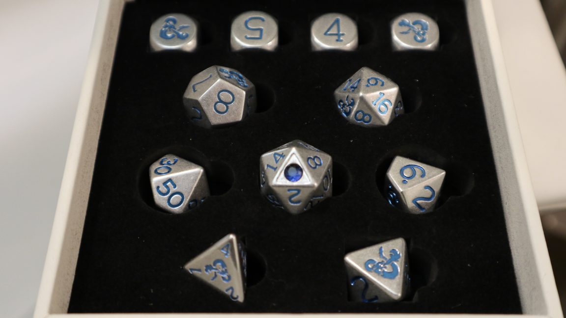 Here’s what a $300 set of official, sapphire-loaded D&D dice looks like ...