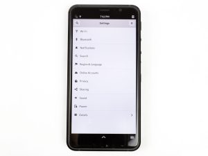 Pictures of the Purism Librem 5.
