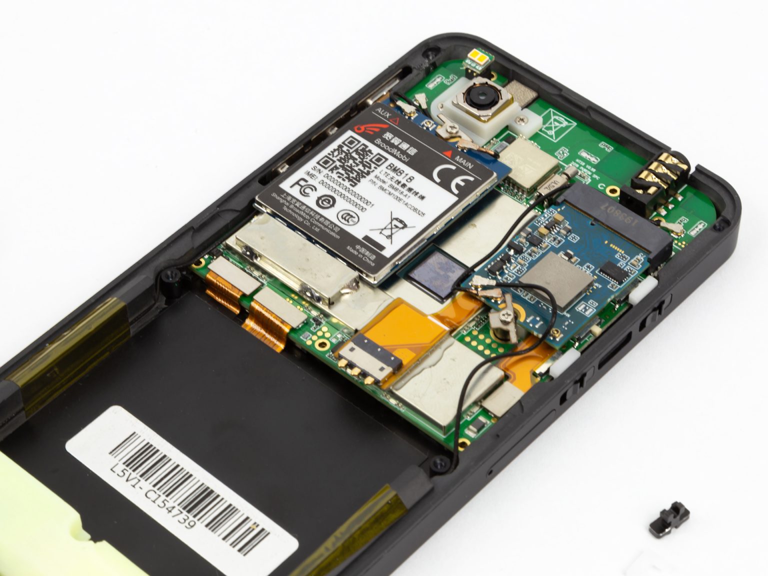 Librem 5 phone hands-on—Open source phone shows the cost of being ...