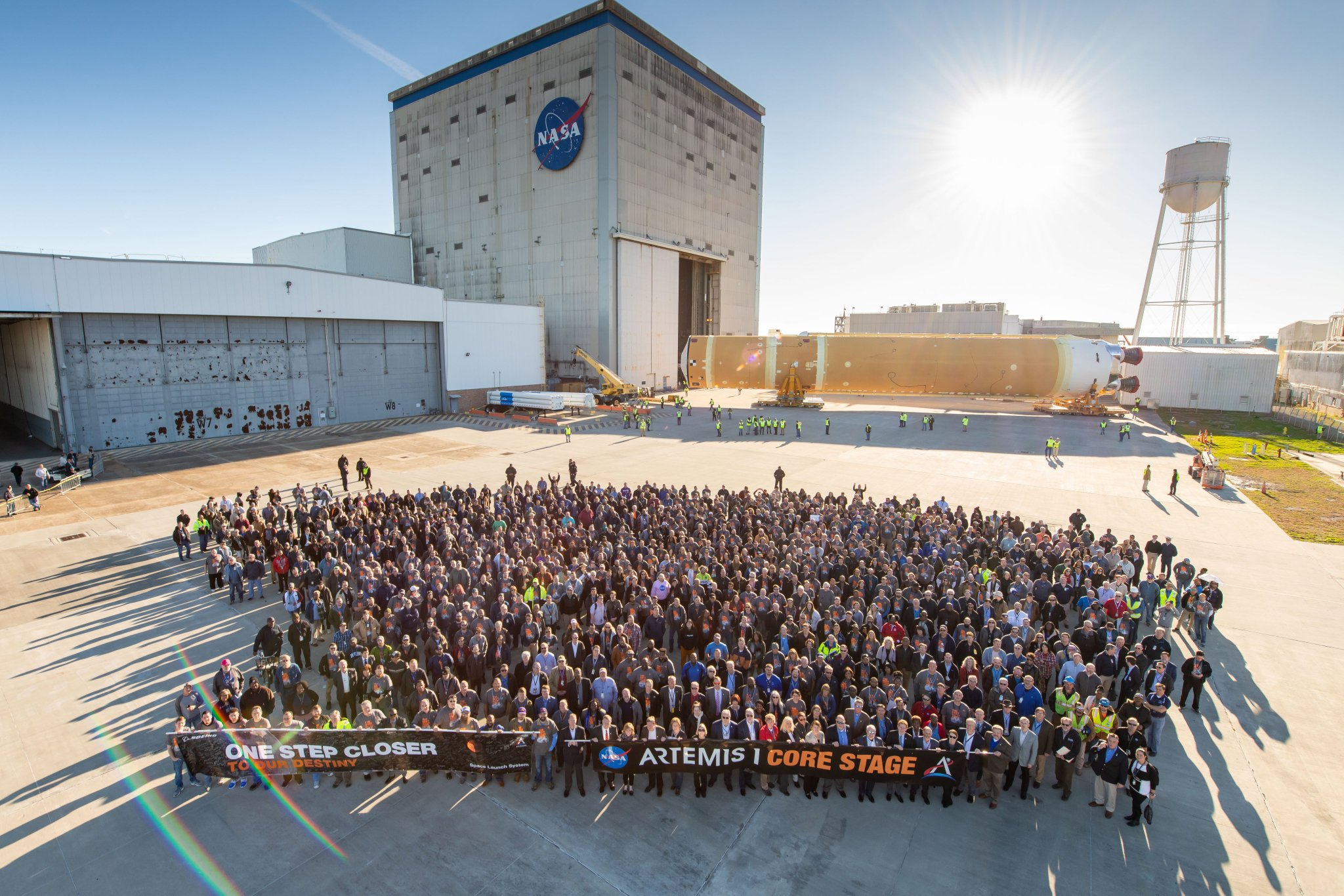 Boeing finally completes SLS core stage, packs it for Mississippi tests ...