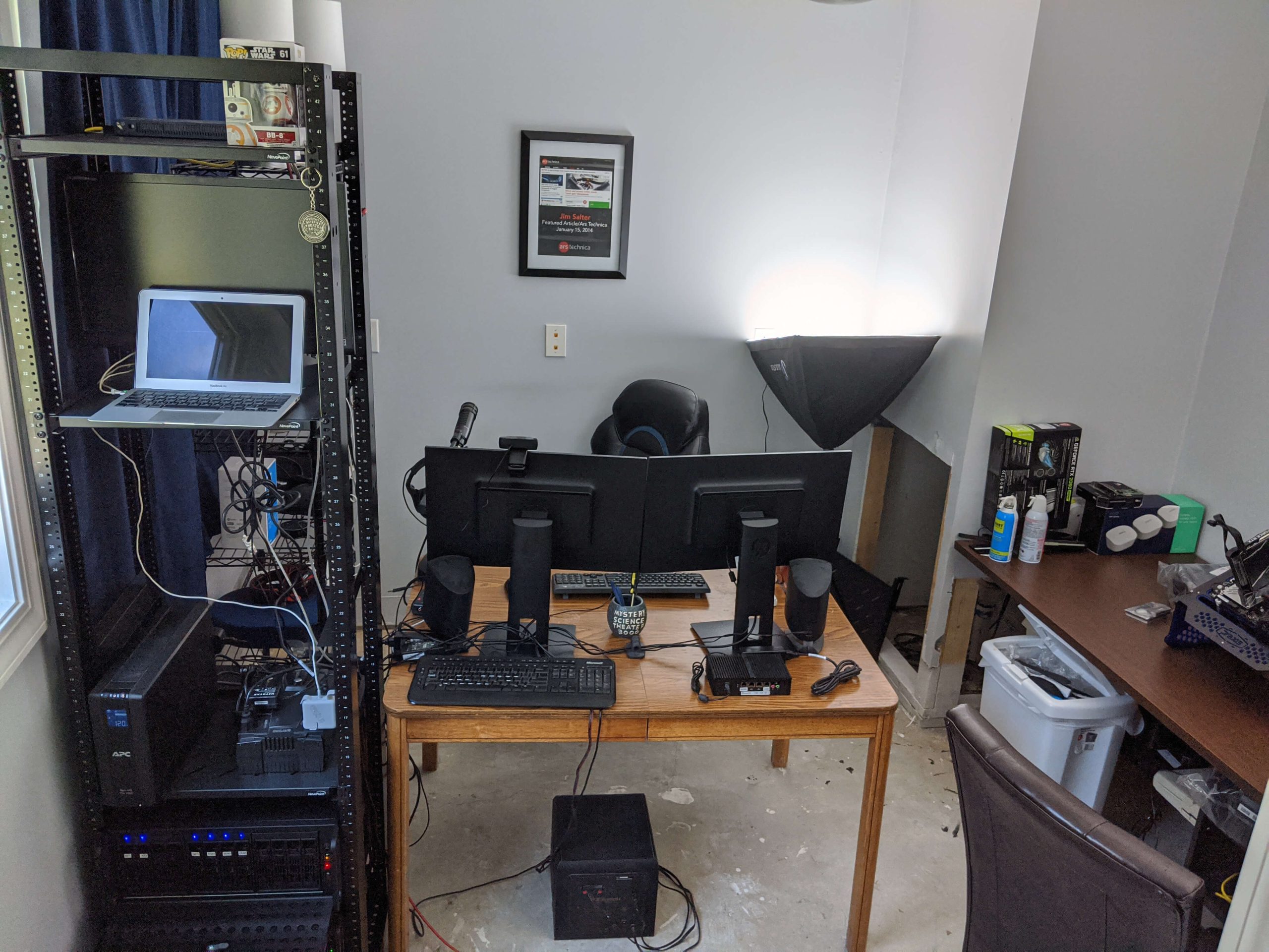 The tools and tricks that let Ars Technica function without a physical ...