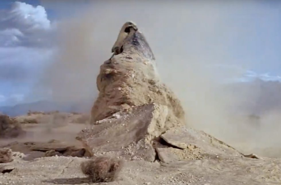 Tremors turns 30, the most perfect B movie creature feature ever made ...