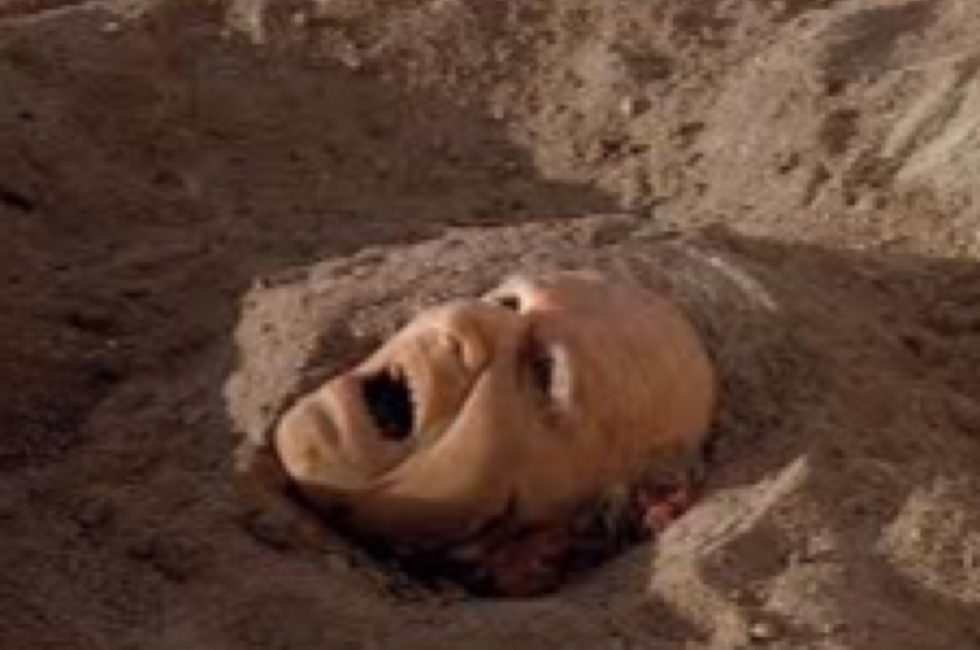 Tremors turns 30, the most perfect B movie creature feature ever made ...