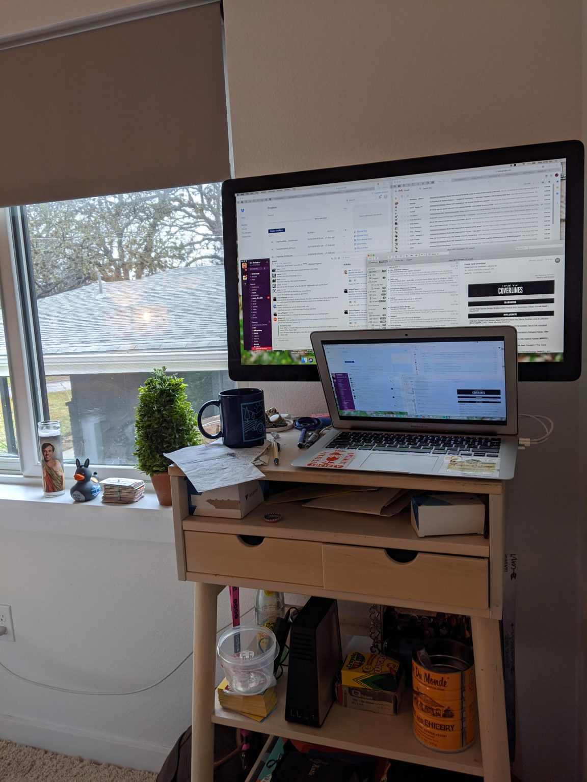 The tools and tricks that let Ars Technica function without a physical ...