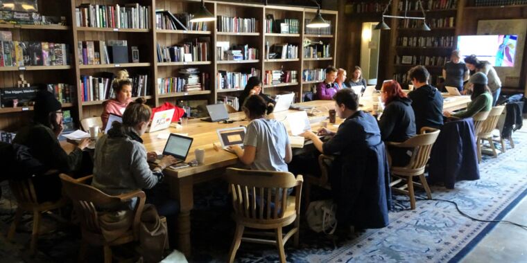 Kickstarter workers make history with unionization vote | Ars Technica