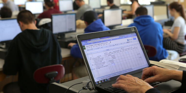Google faces state lawsuit alleging misuse of schoolkids’ private data ...