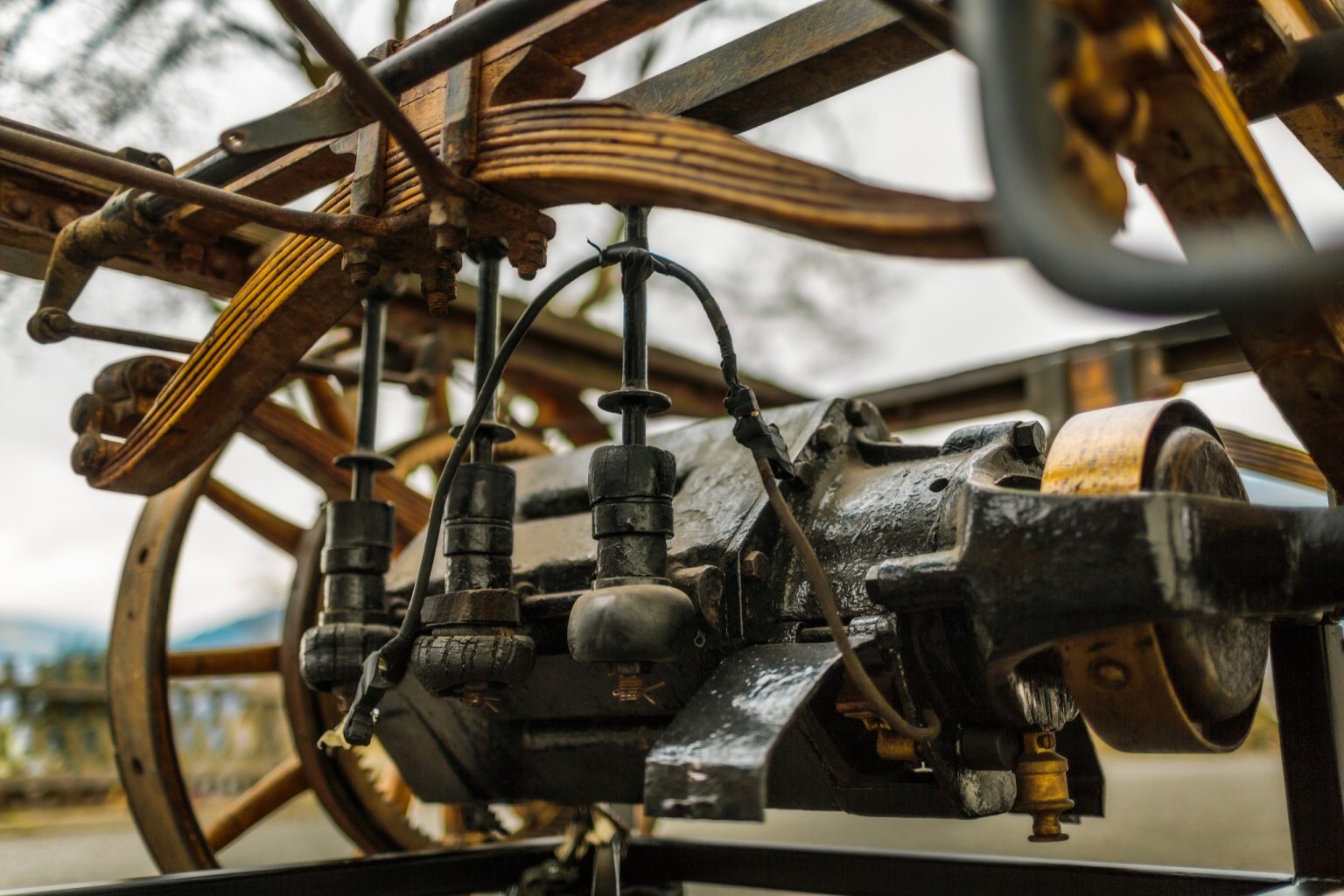 Check out the first-ever electric car designed by Porsche, the 1898 P1 ...