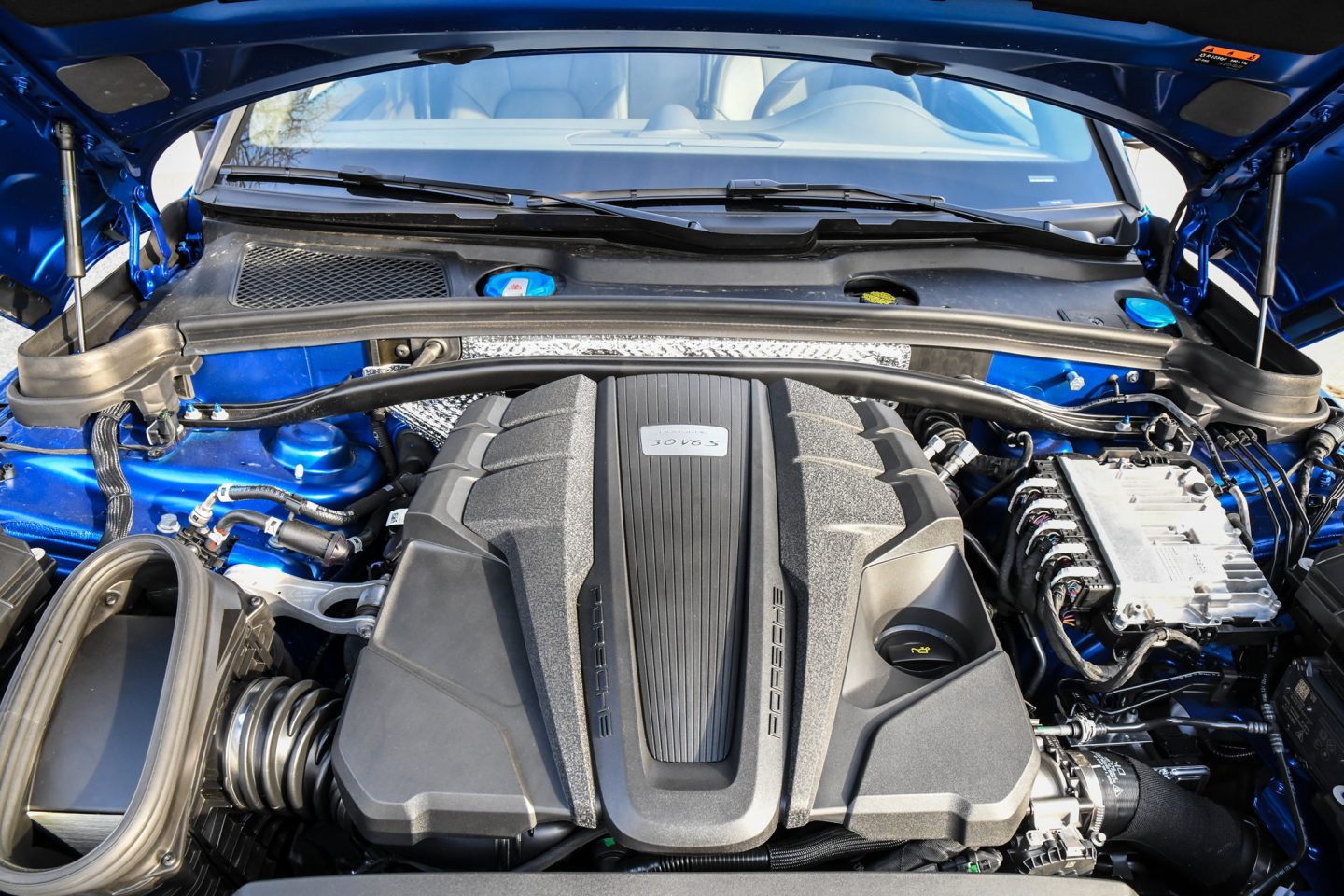 Review: Porsche Macan S will leave you wanting more - Ars Technica