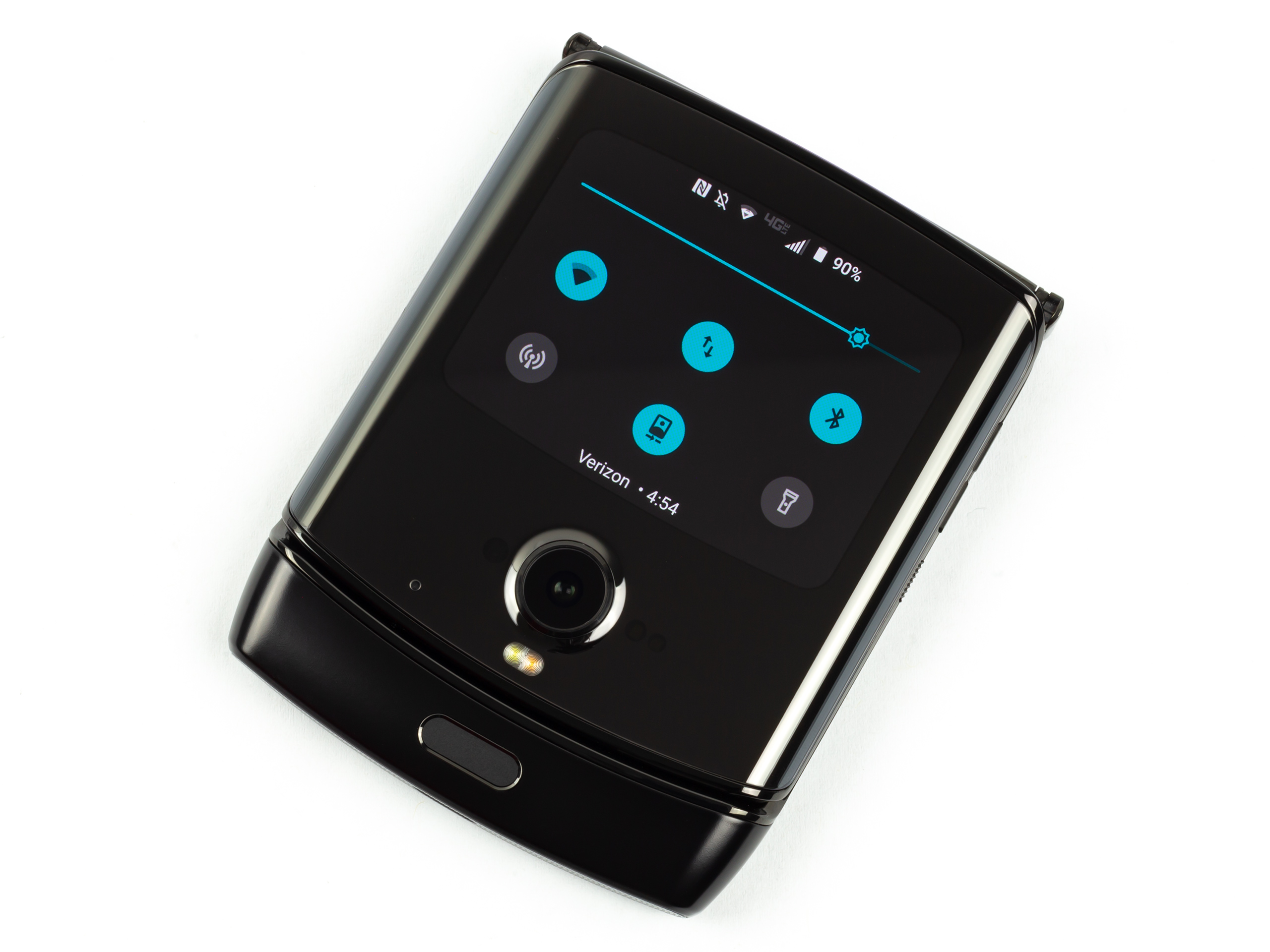 Moto Razr review—RIP to our Moto Razr (March 30, 2020 - March 31, 2020 ...