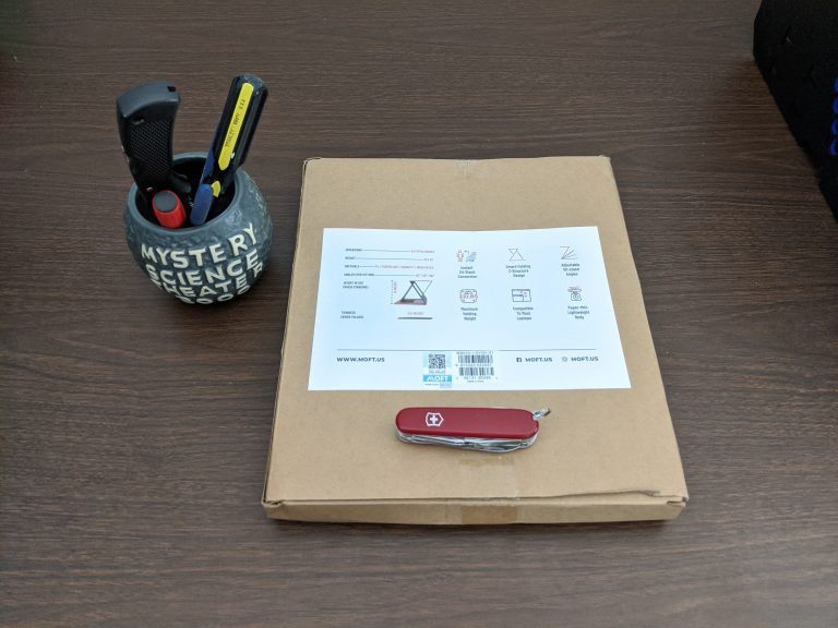 Moft Z is a standing desk that fits in your laptop bag - Ars Technica