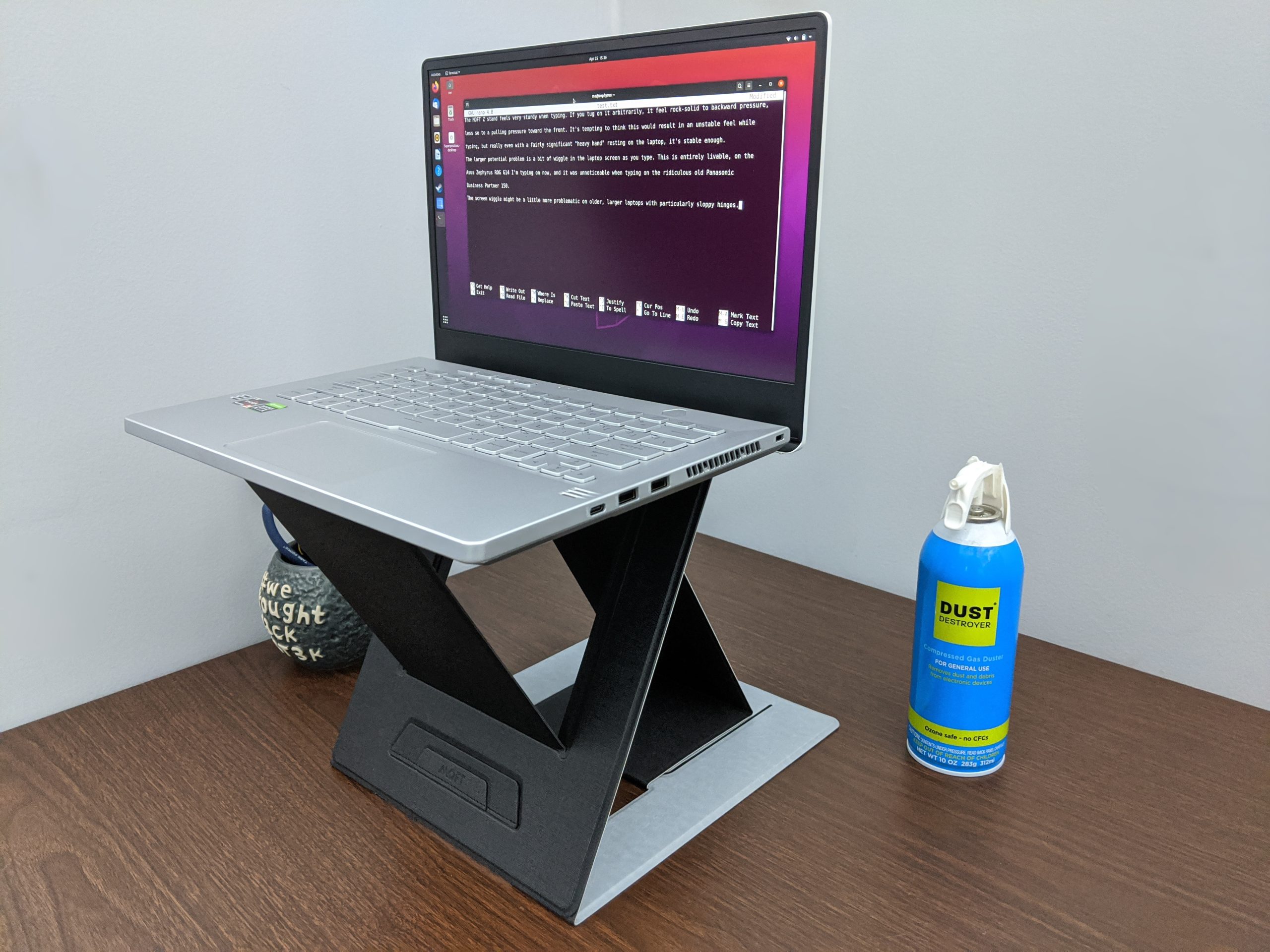 Moft Z is a standing desk that fits in your laptop bag - Ars Technica