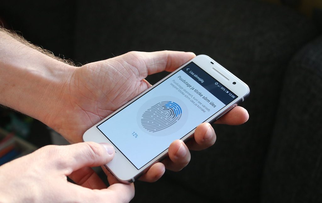 Attackers can bypass fingerprint authentication with an ~80% success ...
