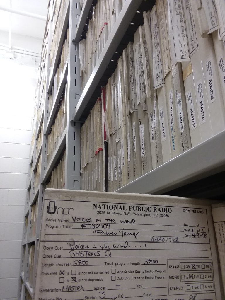 Here’s why “baking” damaged reel-to-reel tapes renders them playable ...