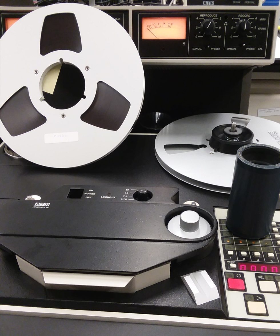 Here’s why “baking” damaged reel-to-reel tapes renders them playable ...