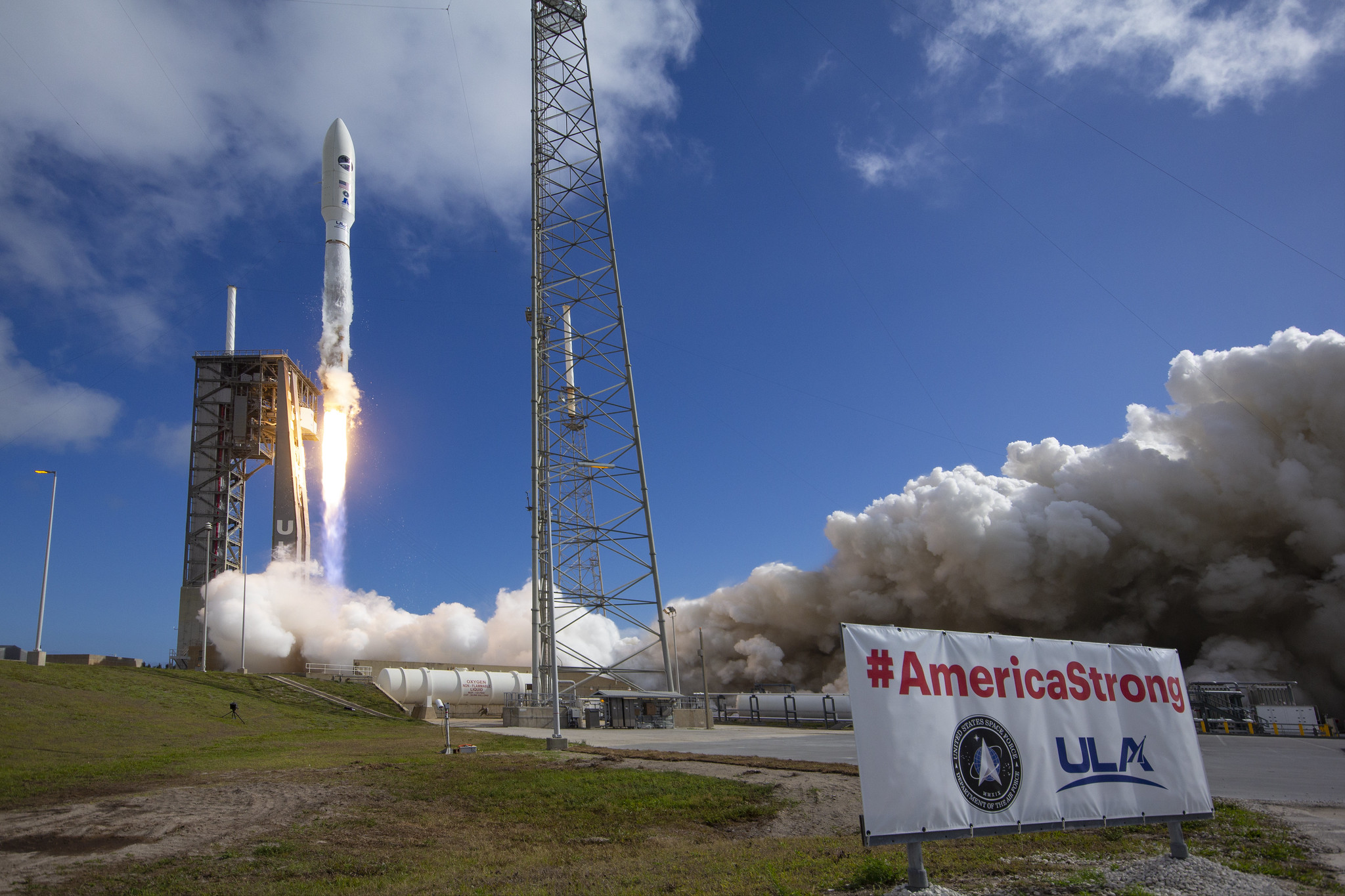 Sunday’s launch of a secret space plane produced some eye-catching ...