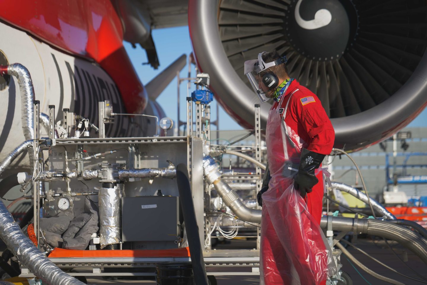 Virgin Orbit loses its first rocket shortly after engine ignition - Ars ...
